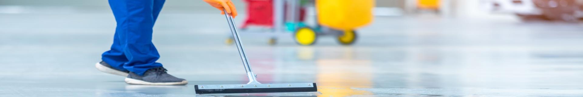 Housekeeping on the Job - Safety Canada